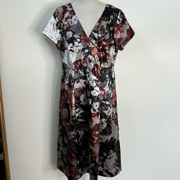 Signature by Robbie Bee | Dresses | Signature By Robbie Bee Watercolor ...